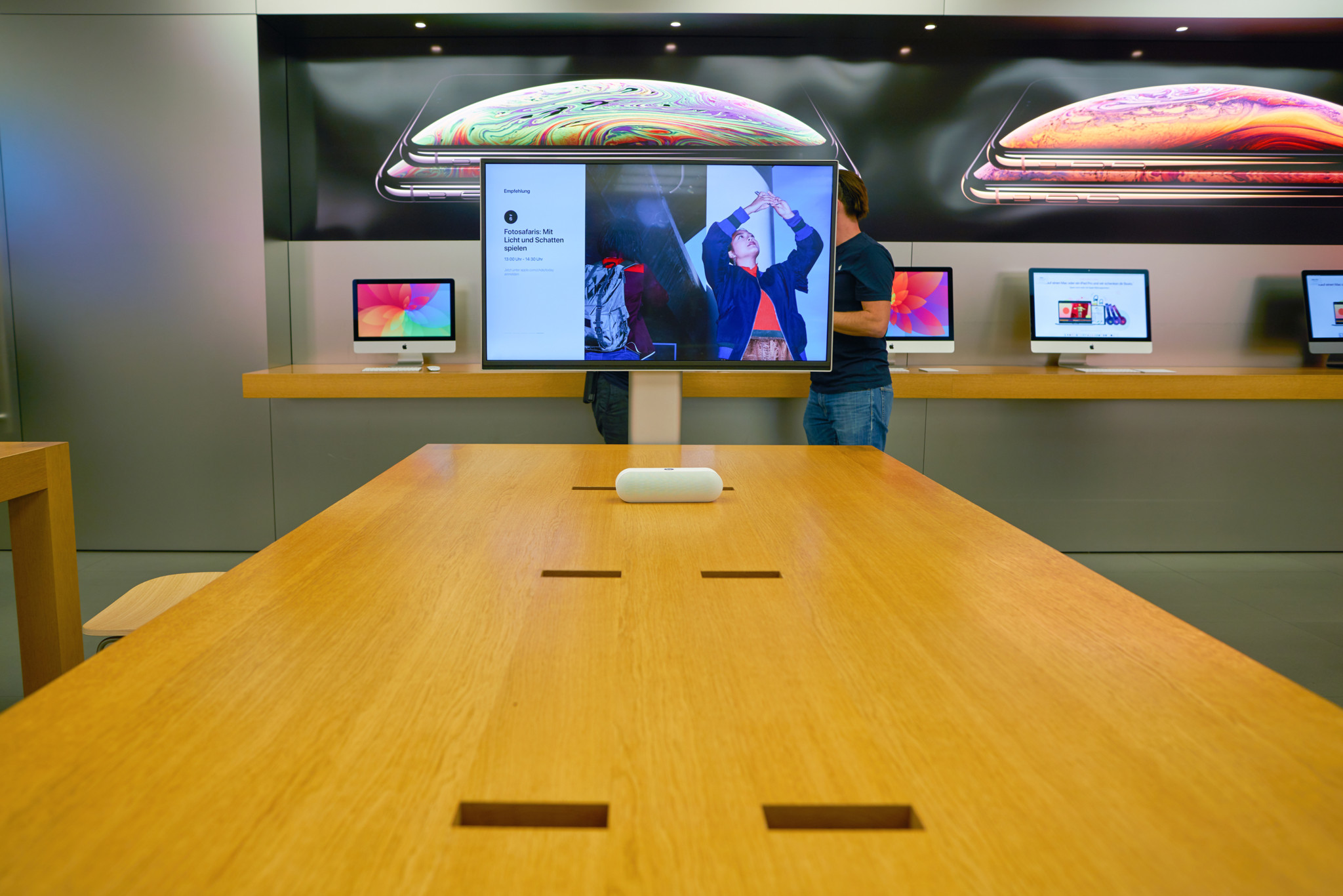 Apple eröffnet grösste Schweizer Filiale in Zürich auf 2000 Quadratmetern