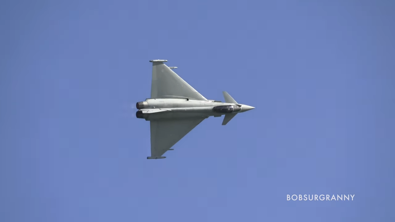 The Eurofighter Typhoon roars over Eastbourne - insane power