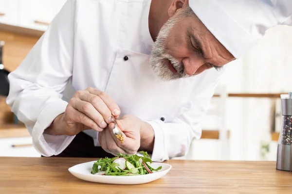Europe or Asia: which is the best destination for foodies