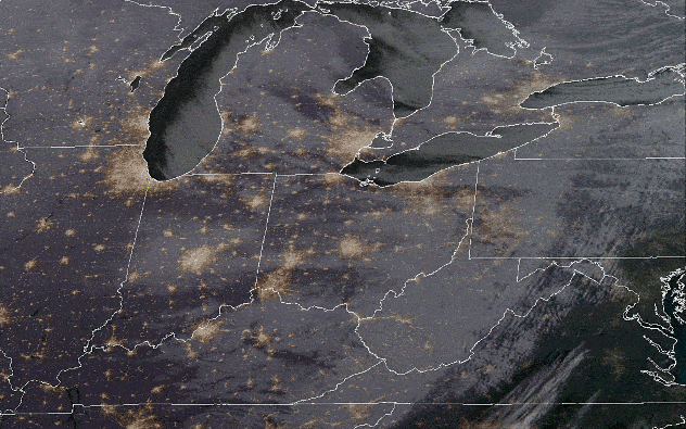 Ohio man finds possible meteorite after bright fireball streaks across ...