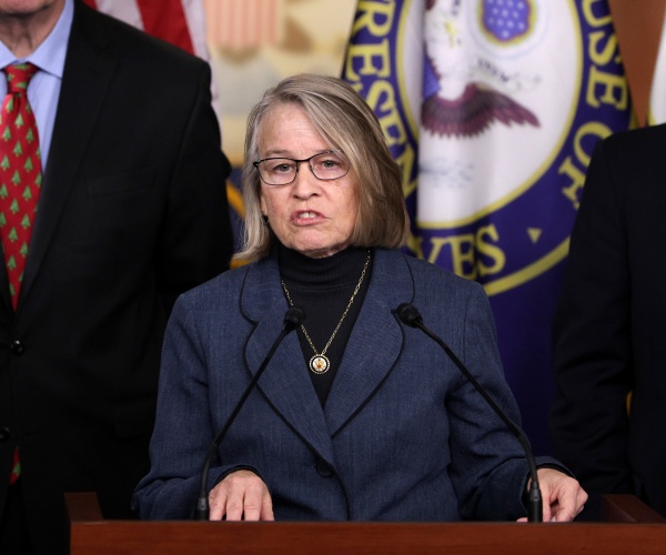 Rep. Miller-Meeks to Newsmax: Dems' DHS 'discharge petition' a ...