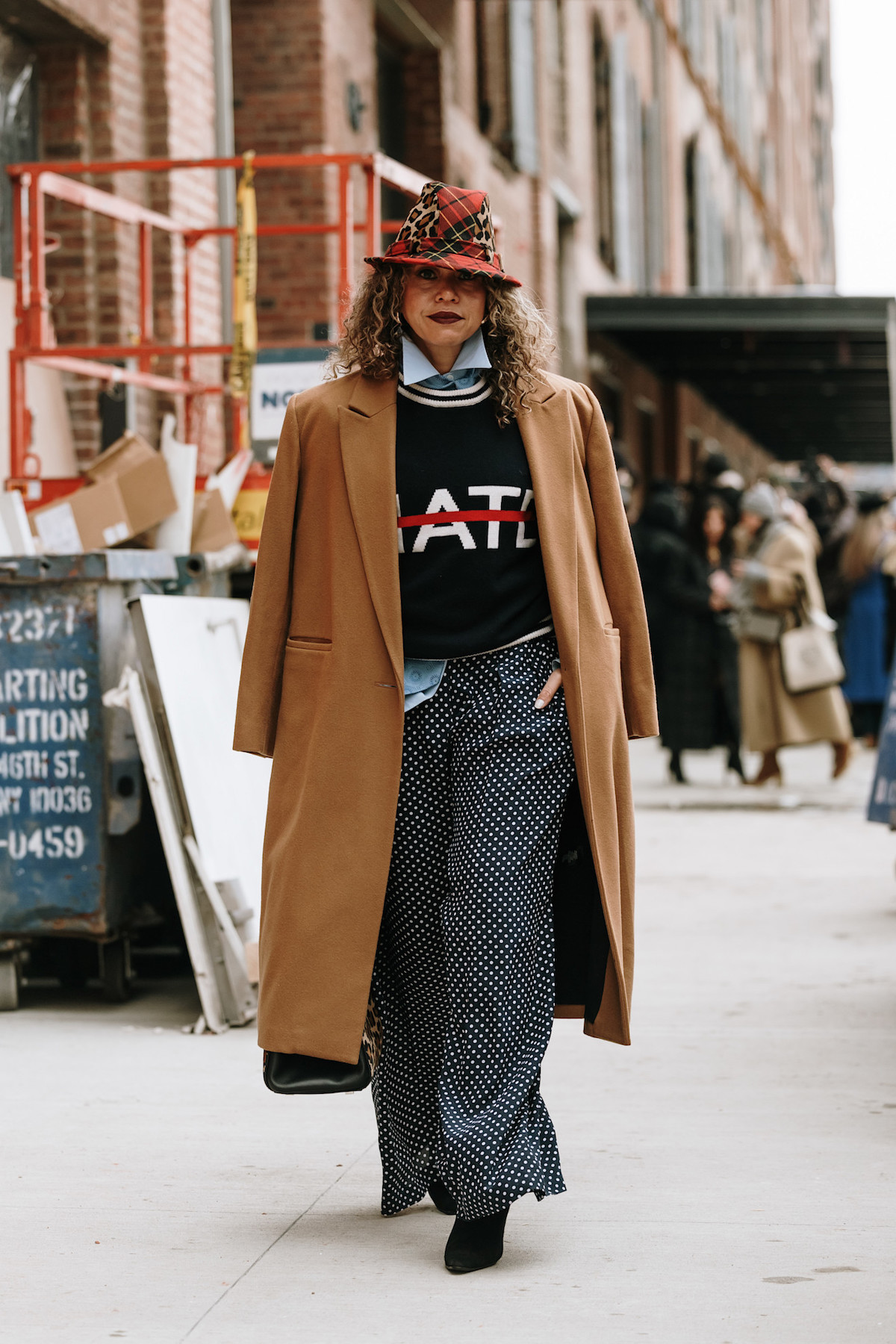 The fashion mistakes behind every outdated fashion trend still living ...