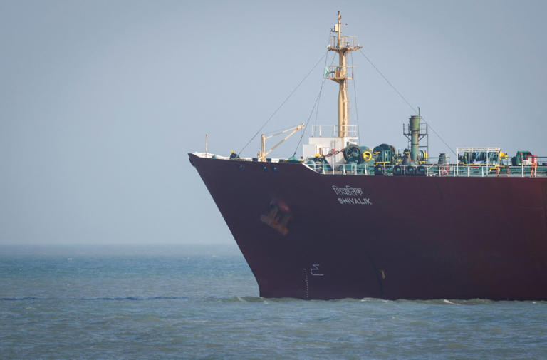 Crude oil turns higher as traders stay on edge