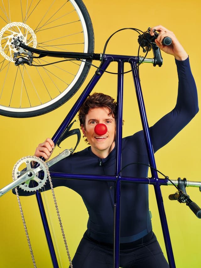 William praises Greg James as he joins him on cycle for Comic Relief