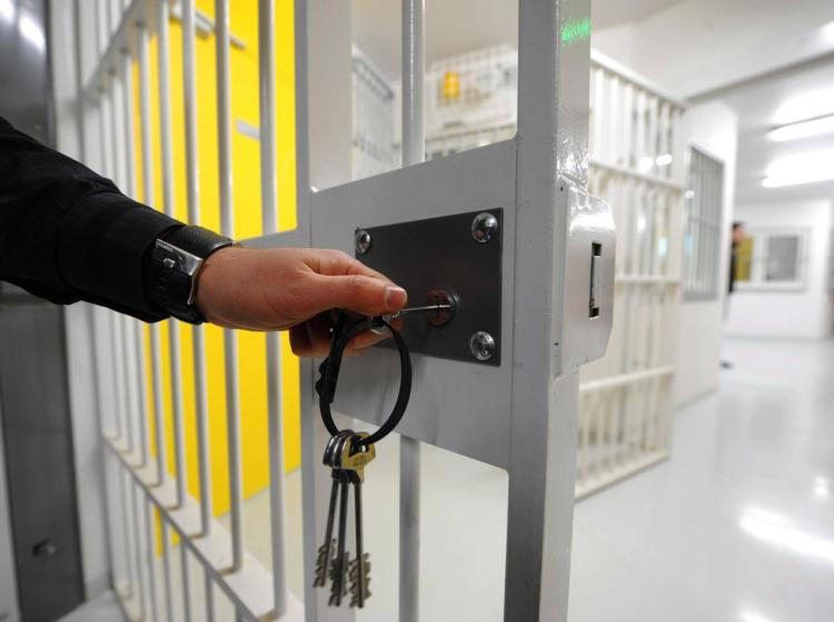 « Cela m’a coûté vingt ans » : condamné à tort en 2007, un Américain de ...