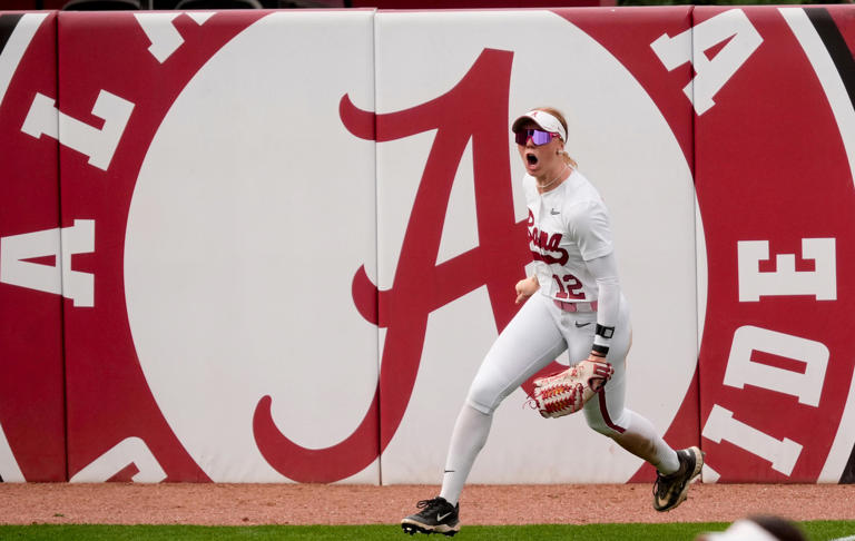 Alabama softball lost first game of 2026. Where does Crimson Tide rank?