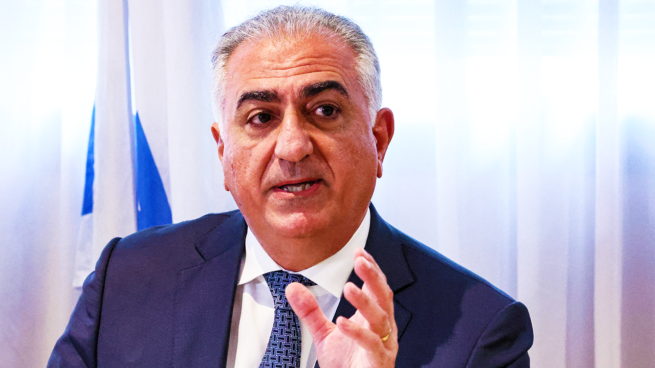 Prince Reza Pahlavi has 'majority support' among Iranians as pressure ...