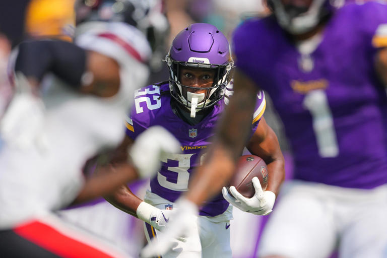 Updated Saints running backs depth chart post-Ty Chandler signing