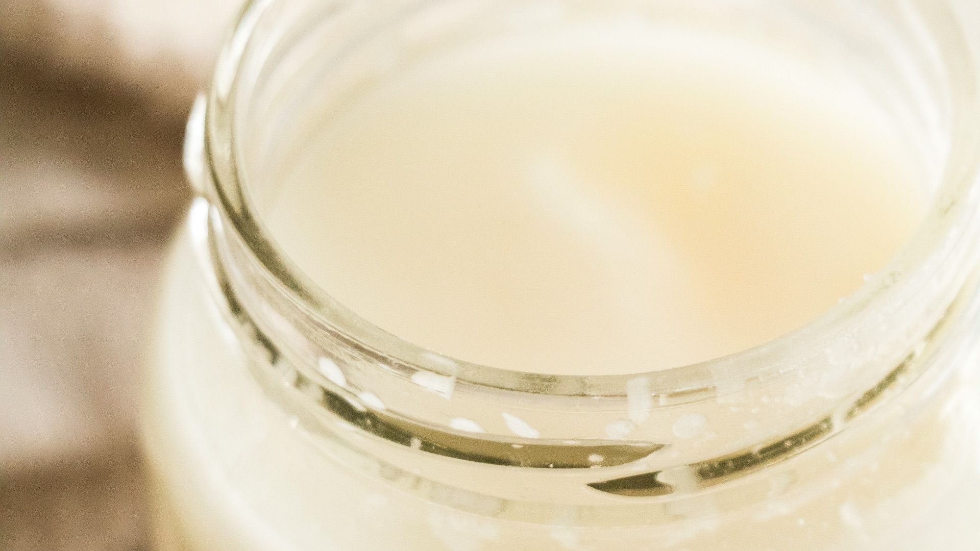 No shaving cream? 10 alternatives to use in a pinch & 10 products to ...