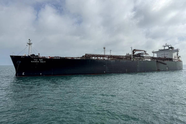 Iraq in talks with Iran over tanker passage through Hormuz