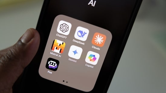 Claude down: Thousands of users face issues with Anthropic code amid ...