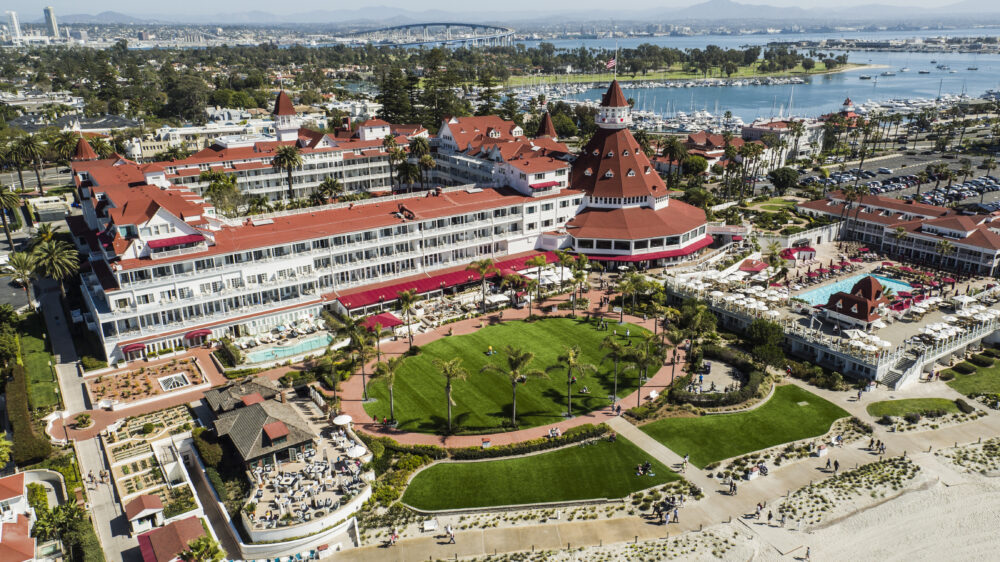 17 California beach resorts for non-stop daytime fun