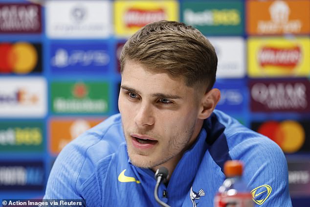 Van de Ven's fury at 'nonsense' after reports he's 'sauntering around ...