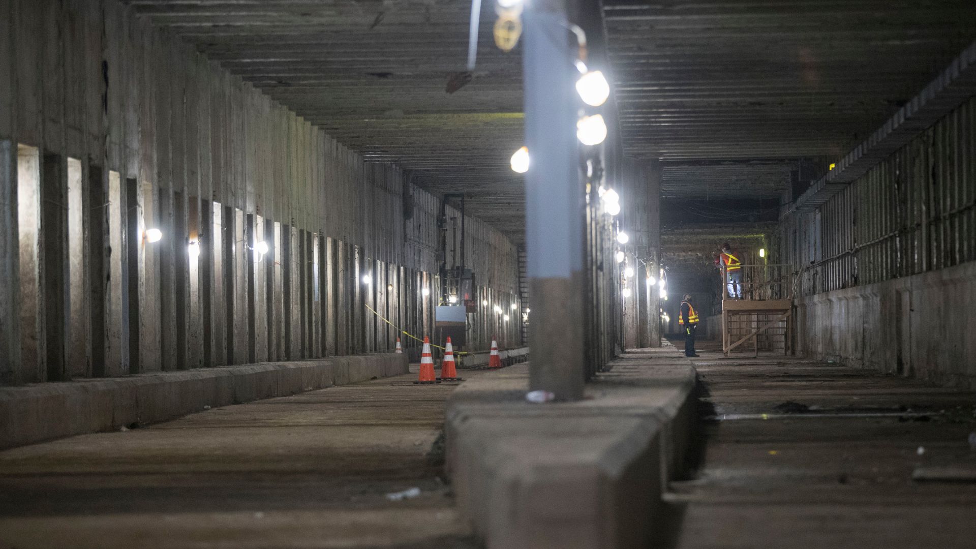 Trump administration agrees to restore funding for Second Avenue subway ...