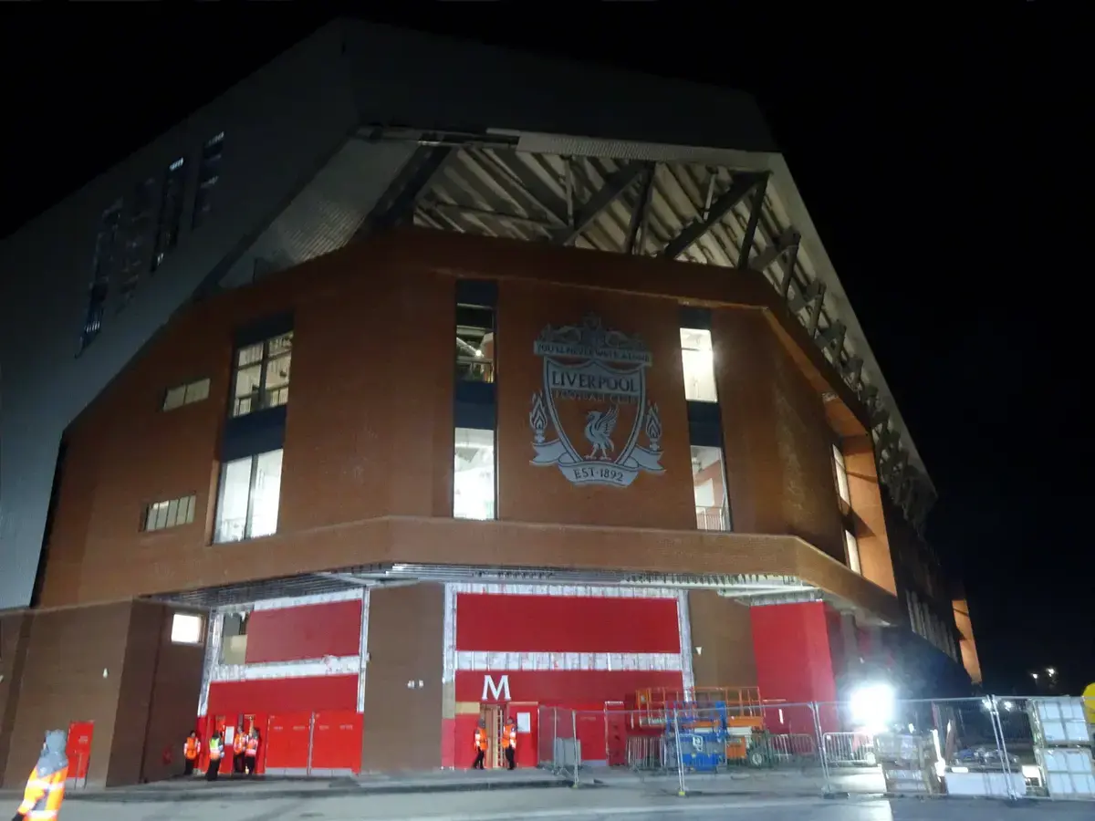 Buxton officially sign Liverpool defender
