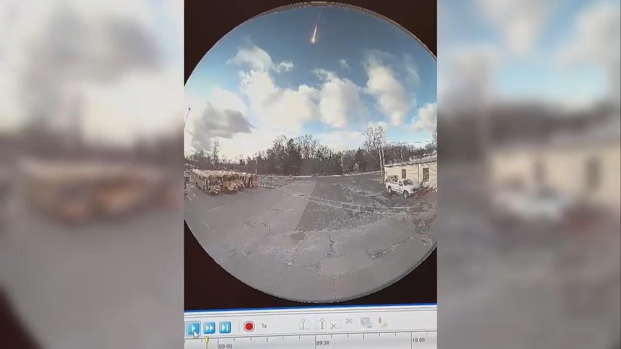 Suspected meteor falling over Cleveland could be seen from far away