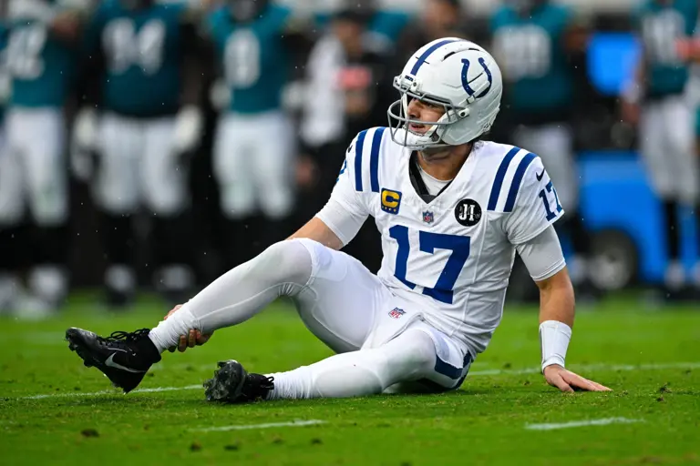 Craziest records NFL players broke in the 2025 season