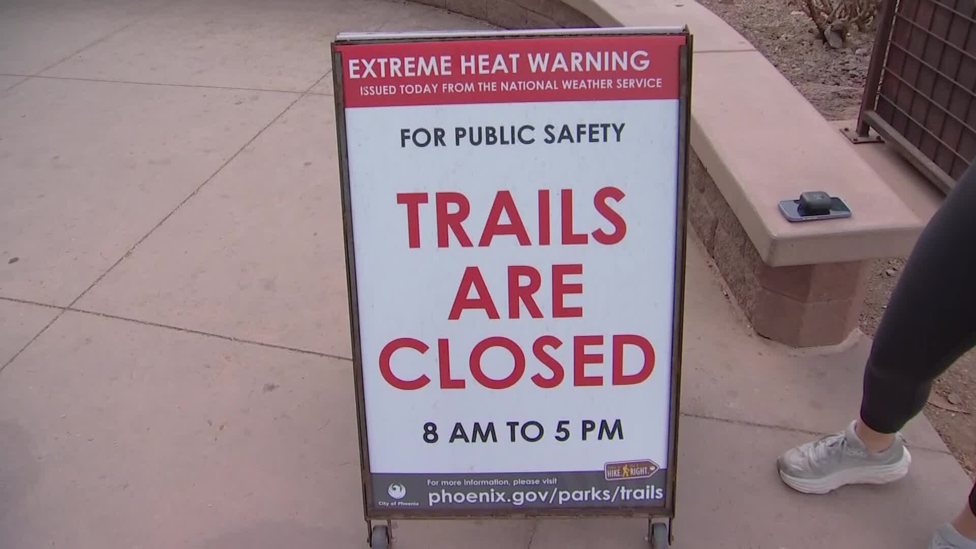 Phoenix trails close for extreme heat as rescues trend higher this year