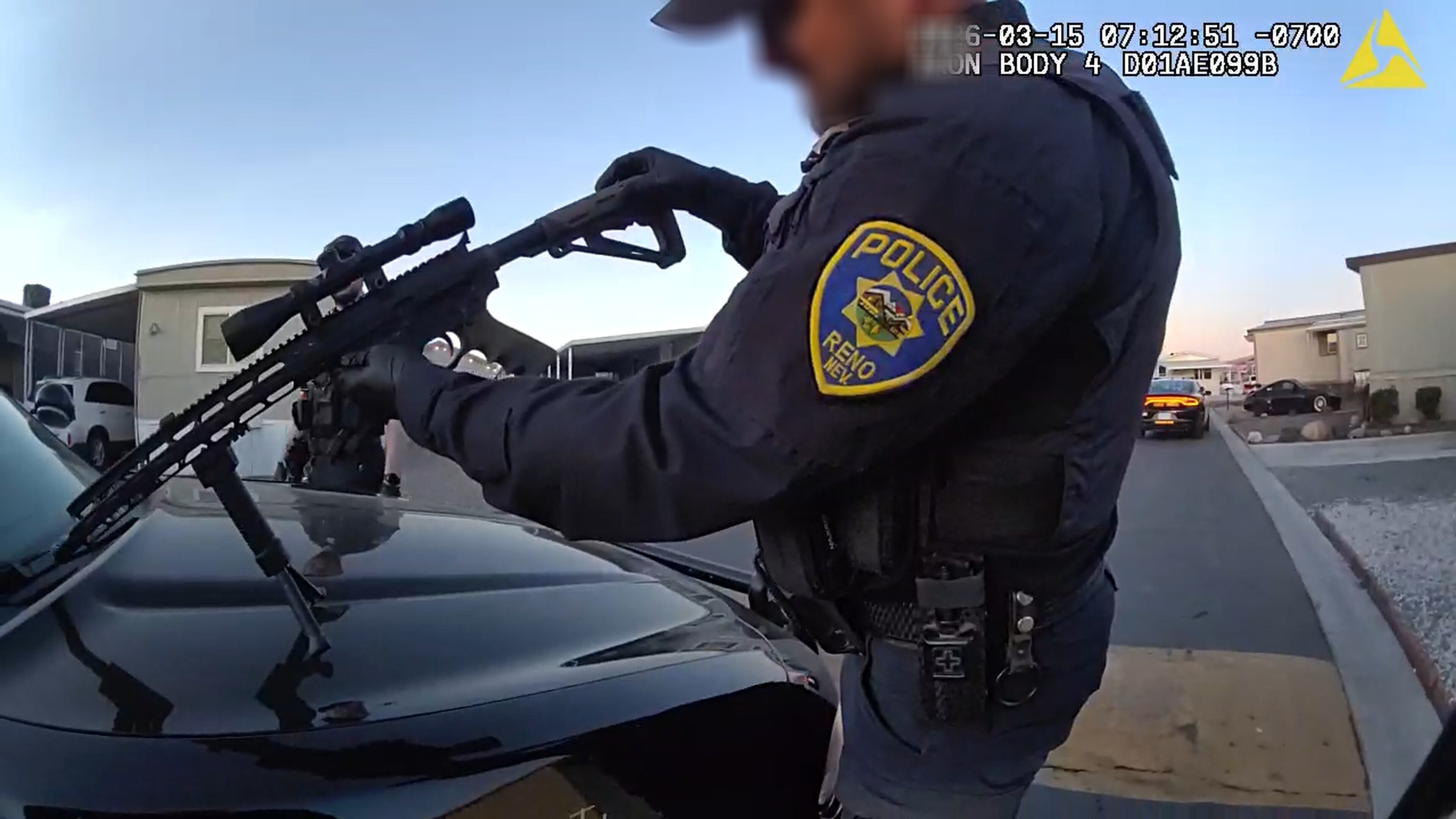 Man with multiple felony convictions arrested after allegedly pointing ...