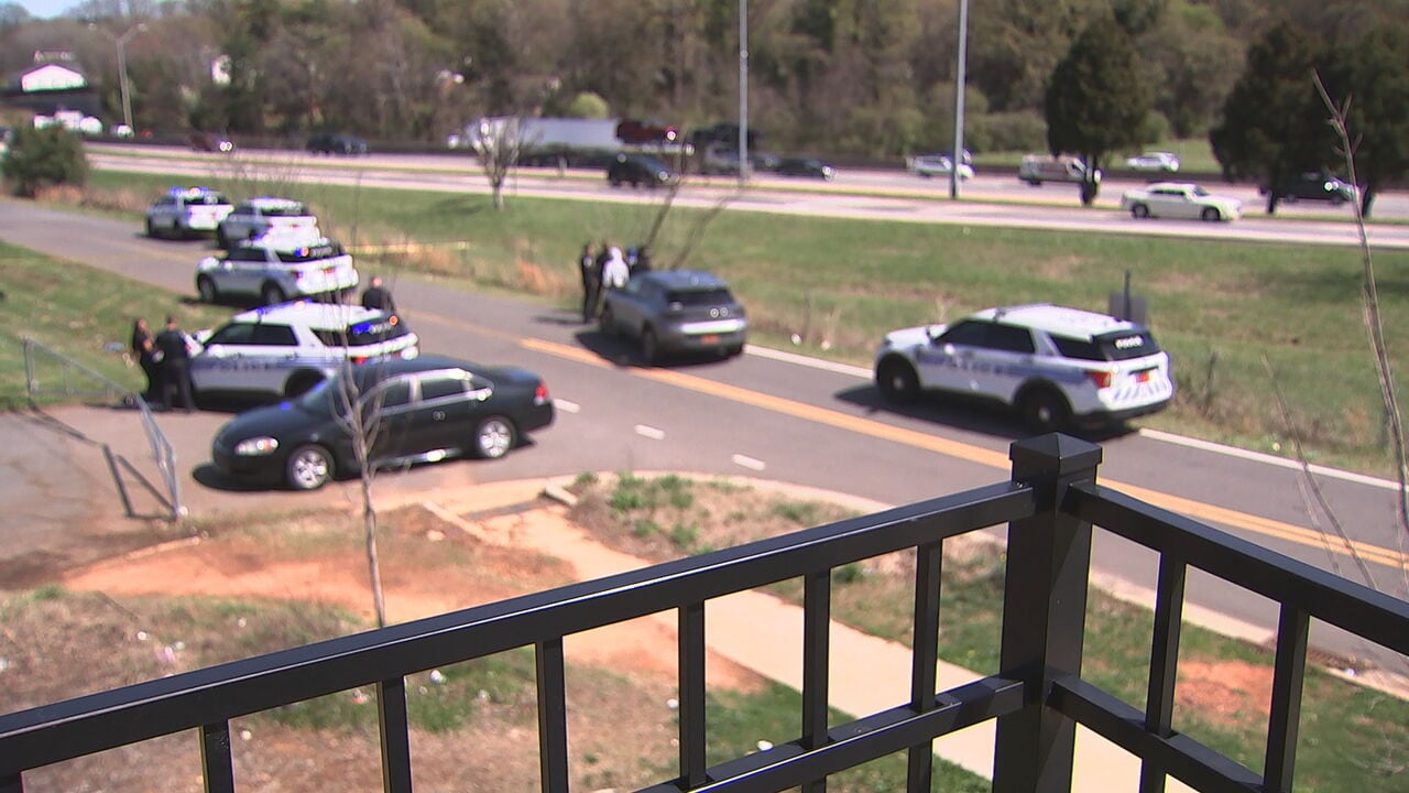 Teen among two shot at Charlotte motel, police seek suspects