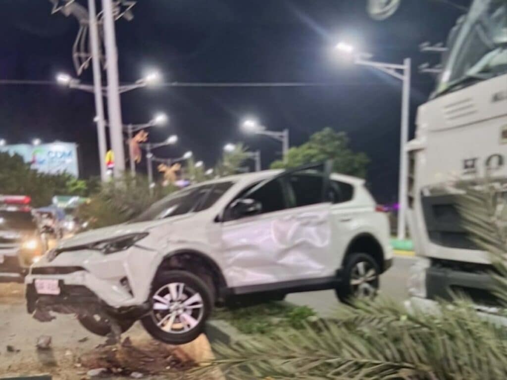 SRP crash leaves SUV driver injured, parties reach settlement