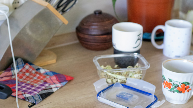 How To Build 10 Simple Coffee Mug Storage Using Scrap Wood