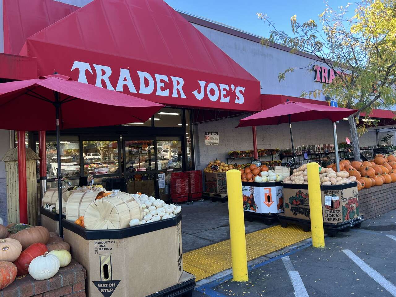 California grocer Trader Joe's to open location in Houston suburb of Spring