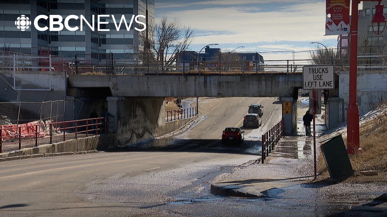 City council to decide fate of the long-defunct 97th Street bridge