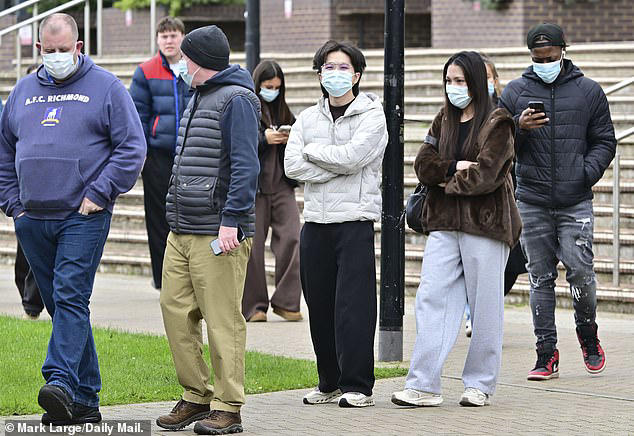 Baby critical as meningitis outbreak spreads: Fears grow of second wave ...
