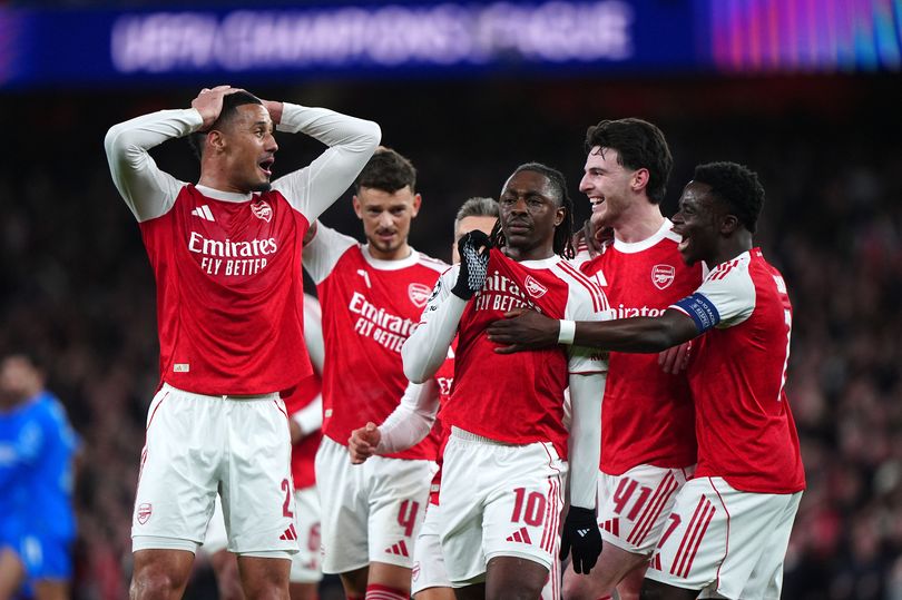 Arsenal's next five fixtures compared to Man City ahead of Carabao Cup ...