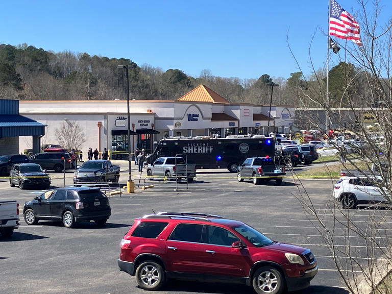 Shooting suspect killed by officers at Georgia VA clinic, officials say