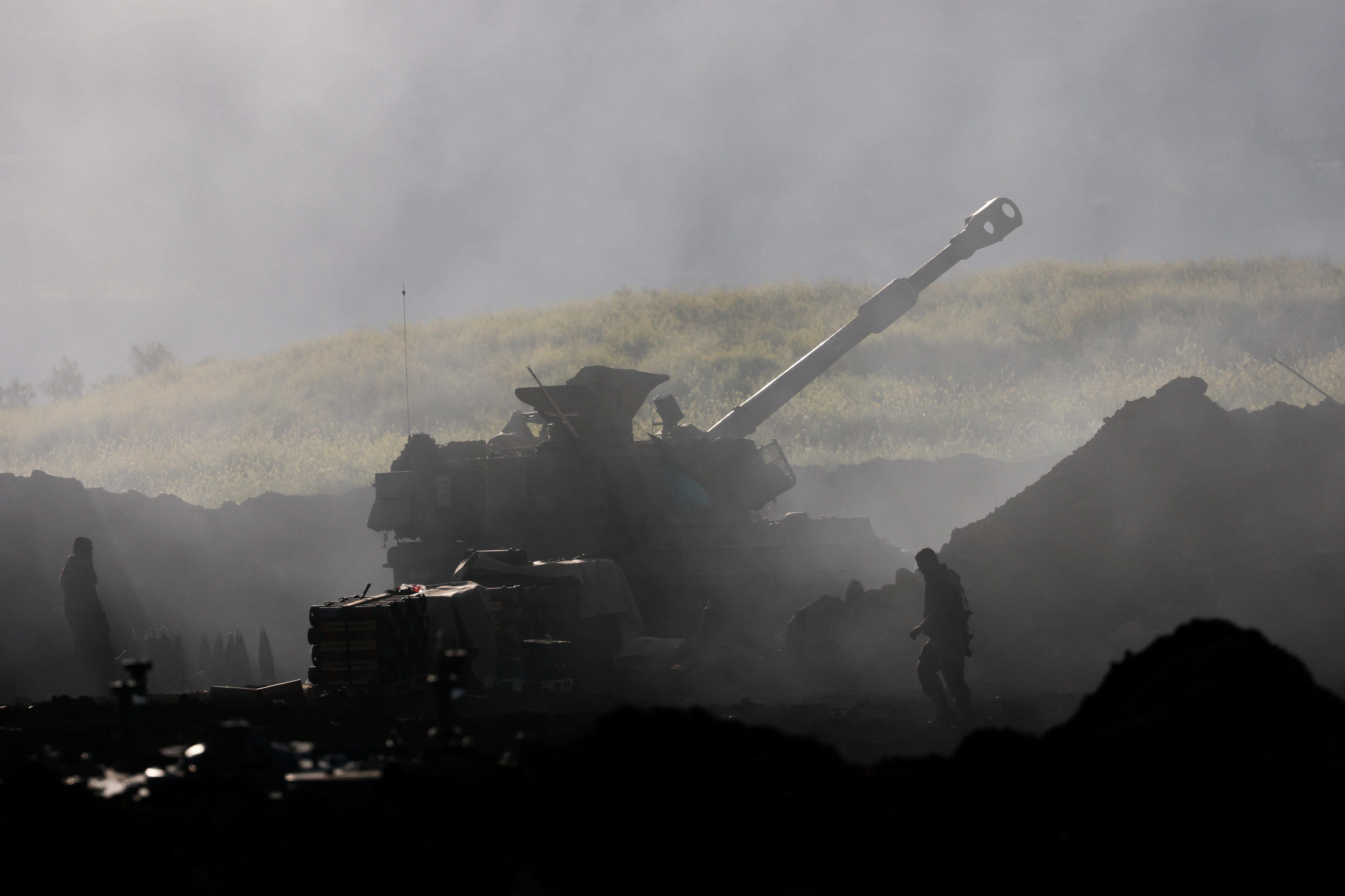 Early indications show Israel tank fire hit UN Lebanon base, source says