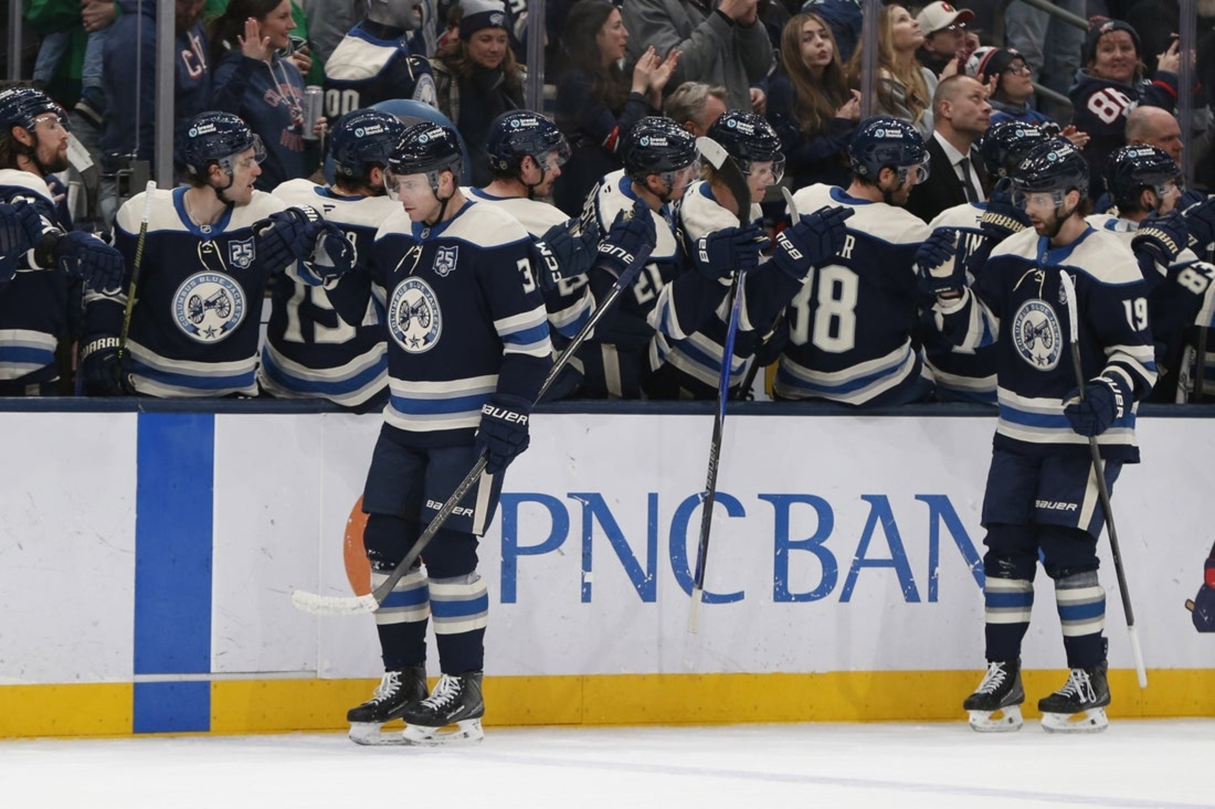 Charlie Coyle racks up four points as Blue Jackets rout Canes