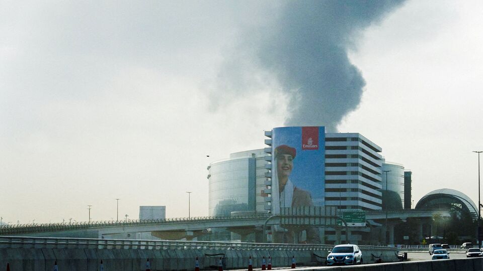 Dubai, Abu Dhabi, UAE news live updates: Blasts rock Dubai, US deploys ...