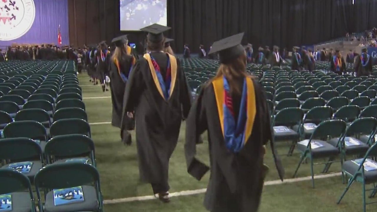 Court ends Biden‑era SAVE student loan program