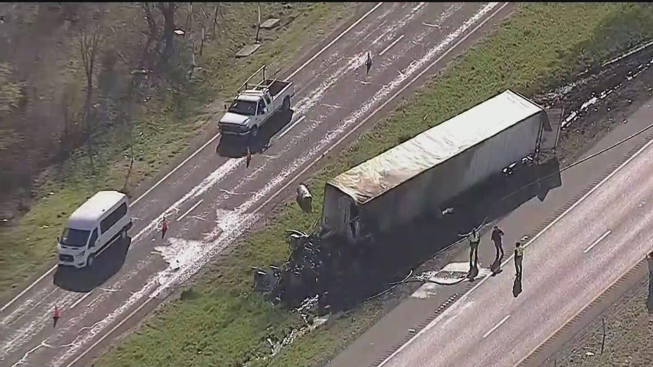 18-wheeler crash sparks fire, shuts down Highway 80 near Forney
