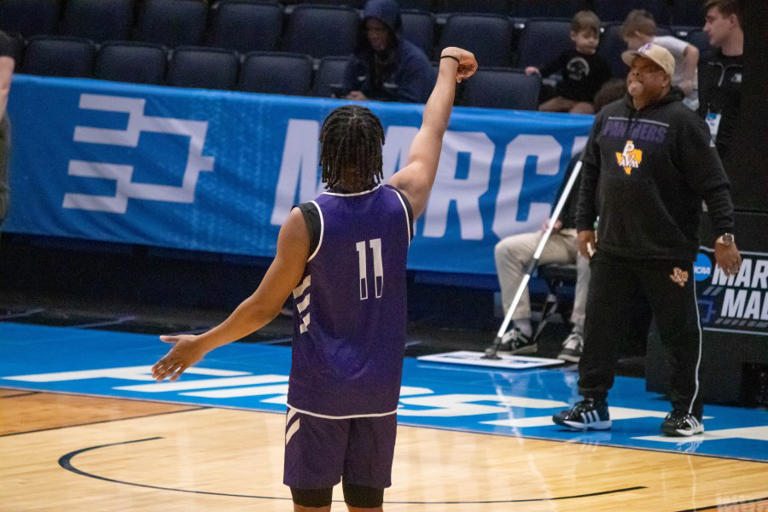 Photos: Day 2 of NCAA men’s basketball open practice