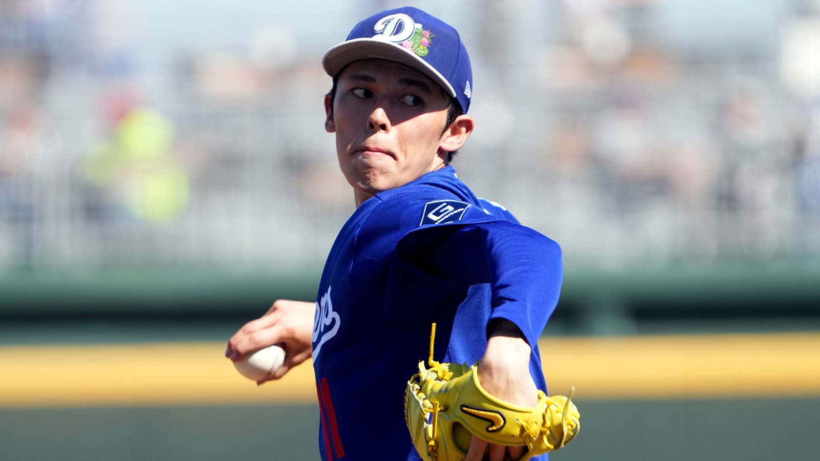 Dodgers’ Roki Sasaki reacts to latest rough spring training outing