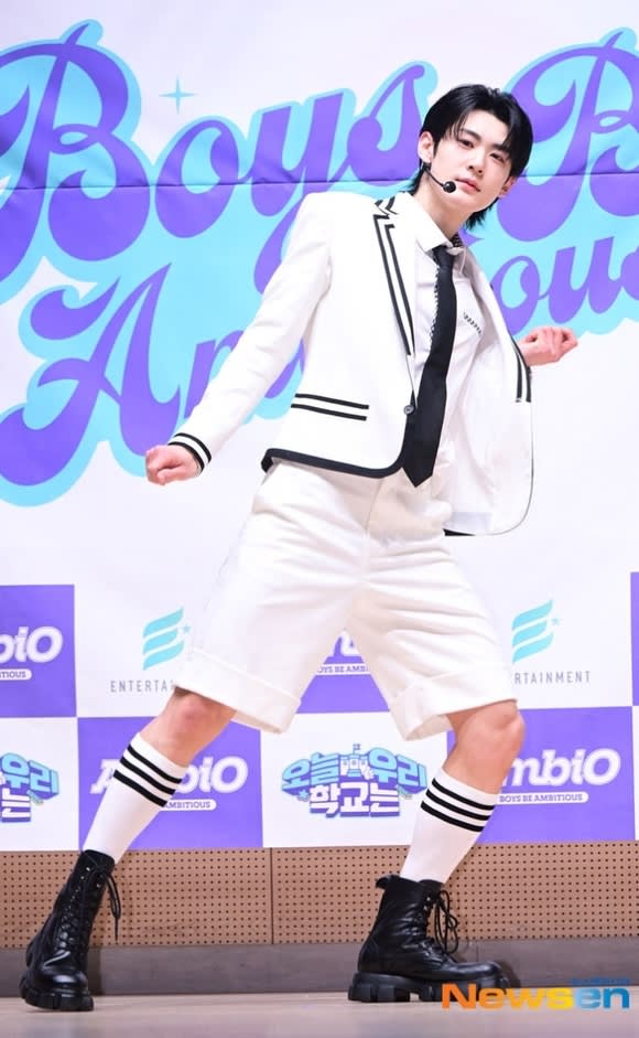 【PHOTO】"日本人メンバーも所属" AmbiO、デビューアルバム発売記念イベントに出席
