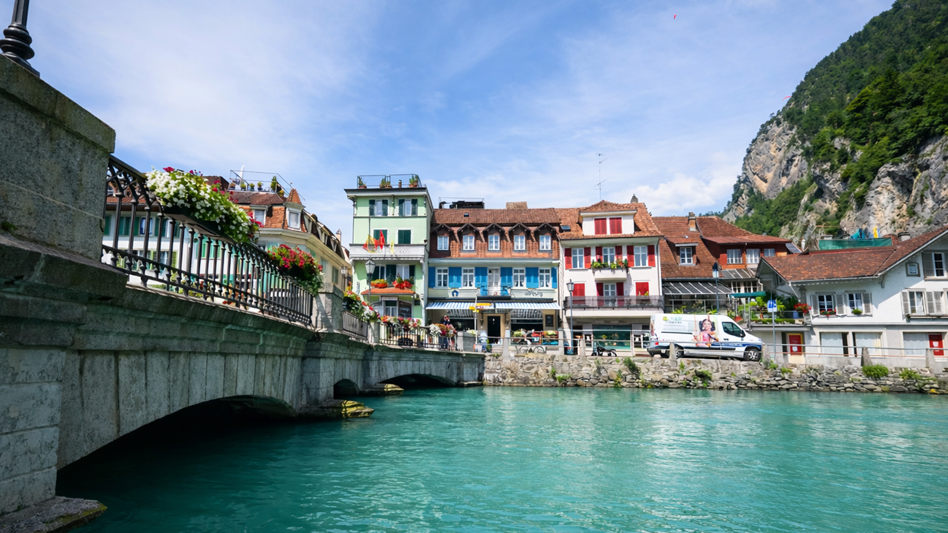 Interlaken Suiza: La hermosa ciudad entre el lago Thun y el lago Brienz ...