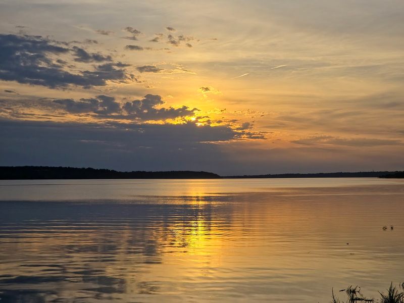 This hidden Oklahoma park might be the lakeside escape you’ve been ...