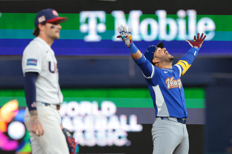 Venezuela wins first WBC title over US