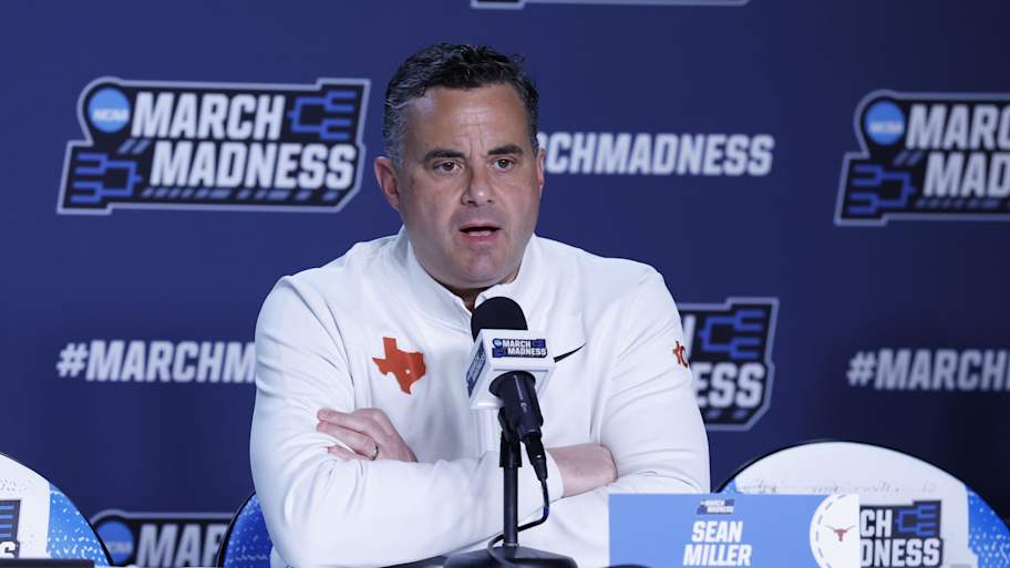 Sean Miller goes off on Texas assistant coach in controversial ending