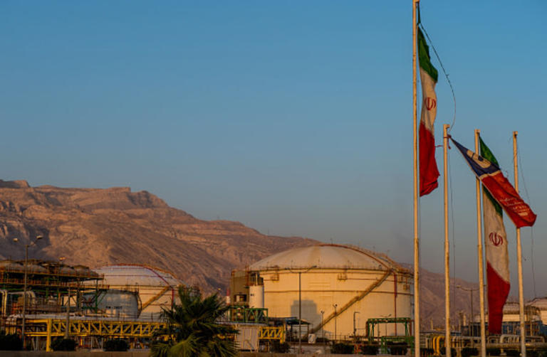 Iranian gas, oil infrastructure at Iran’s South Pars and Asaluyeh hit ...