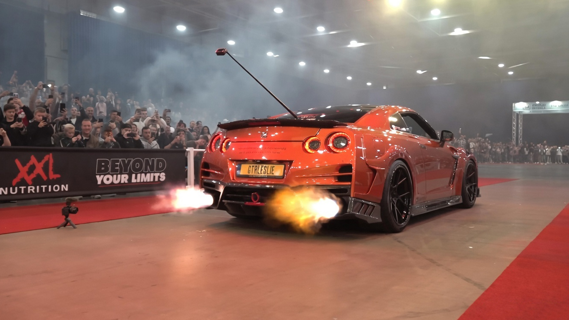 The Biggest Flames Seen on a Nissan GT-R in Car Show