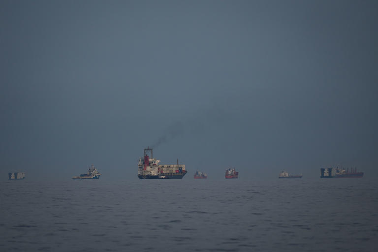 Iran war live: Tehran threatens to 'completely close' Strait of Hormuz