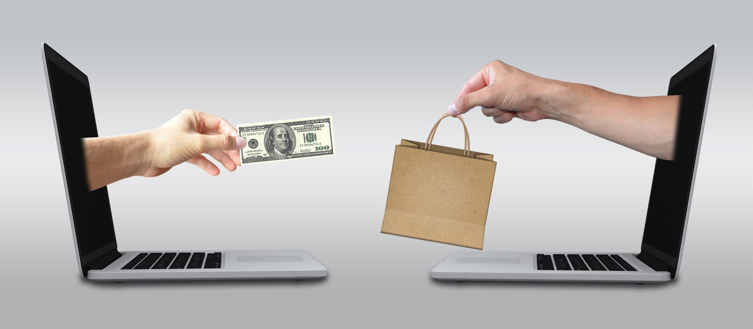 10 online shopping tricks stores use—and how to beat them