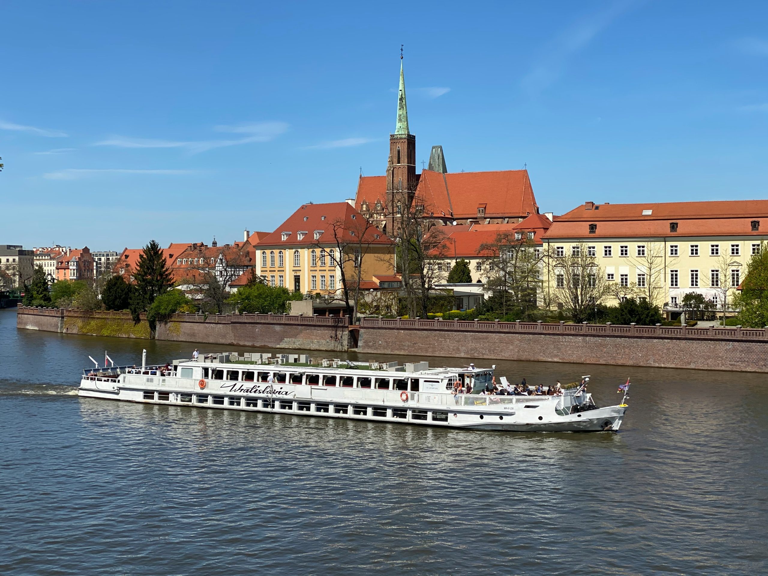 16 cruise myths that confuse new travelers