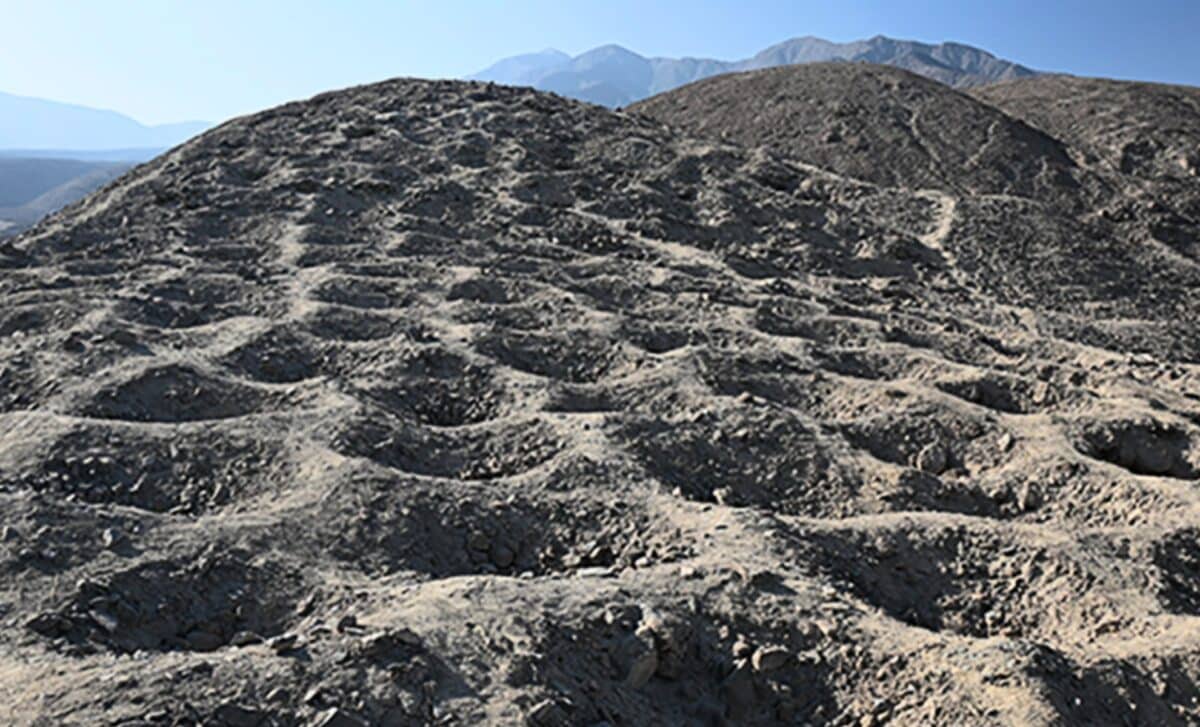 Archaeologists finally cracked the mystery of the 5,200 'band of holes ...