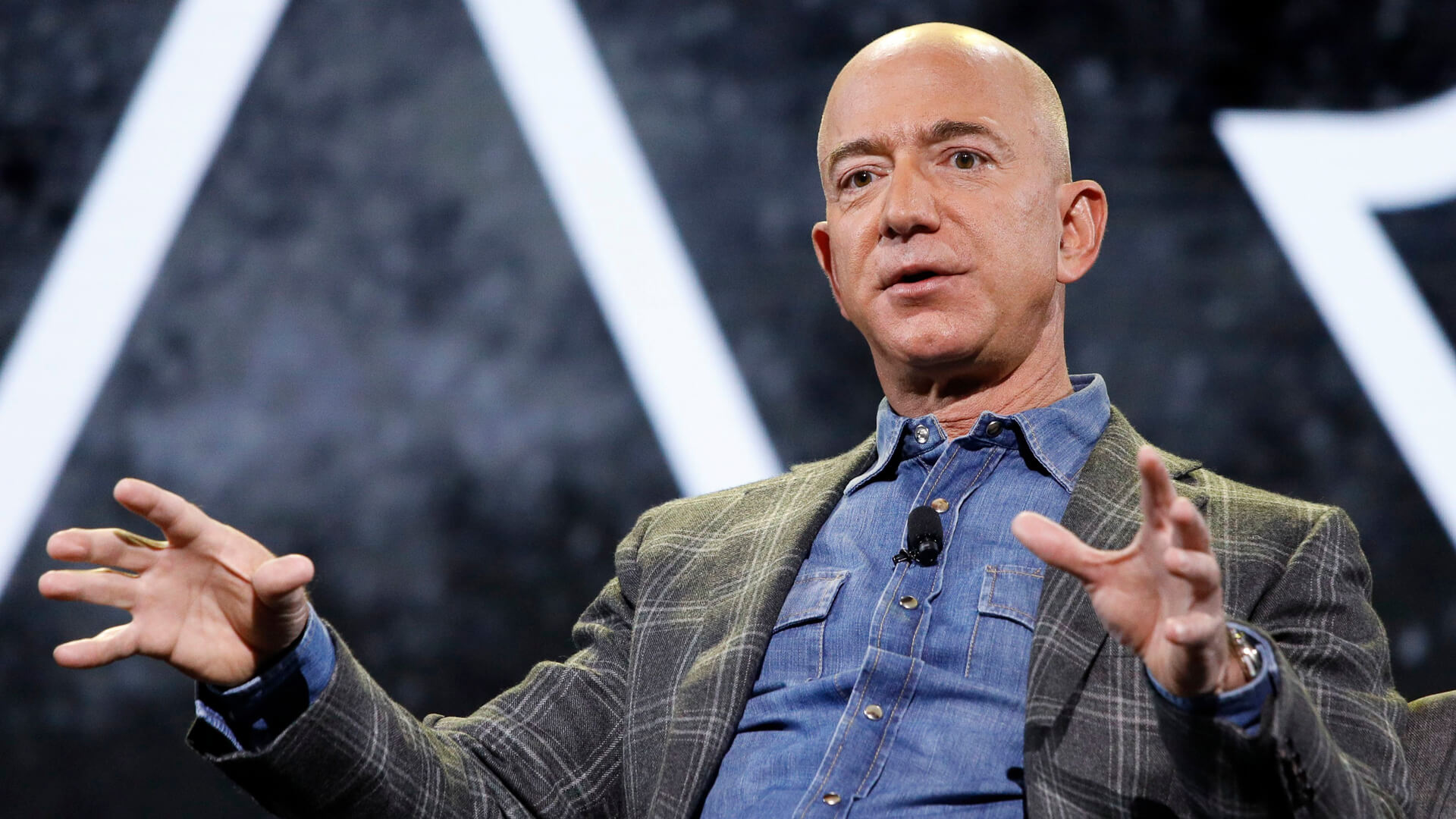 What you can learn from billionaire Jeff Bezos driving a Honda Accord